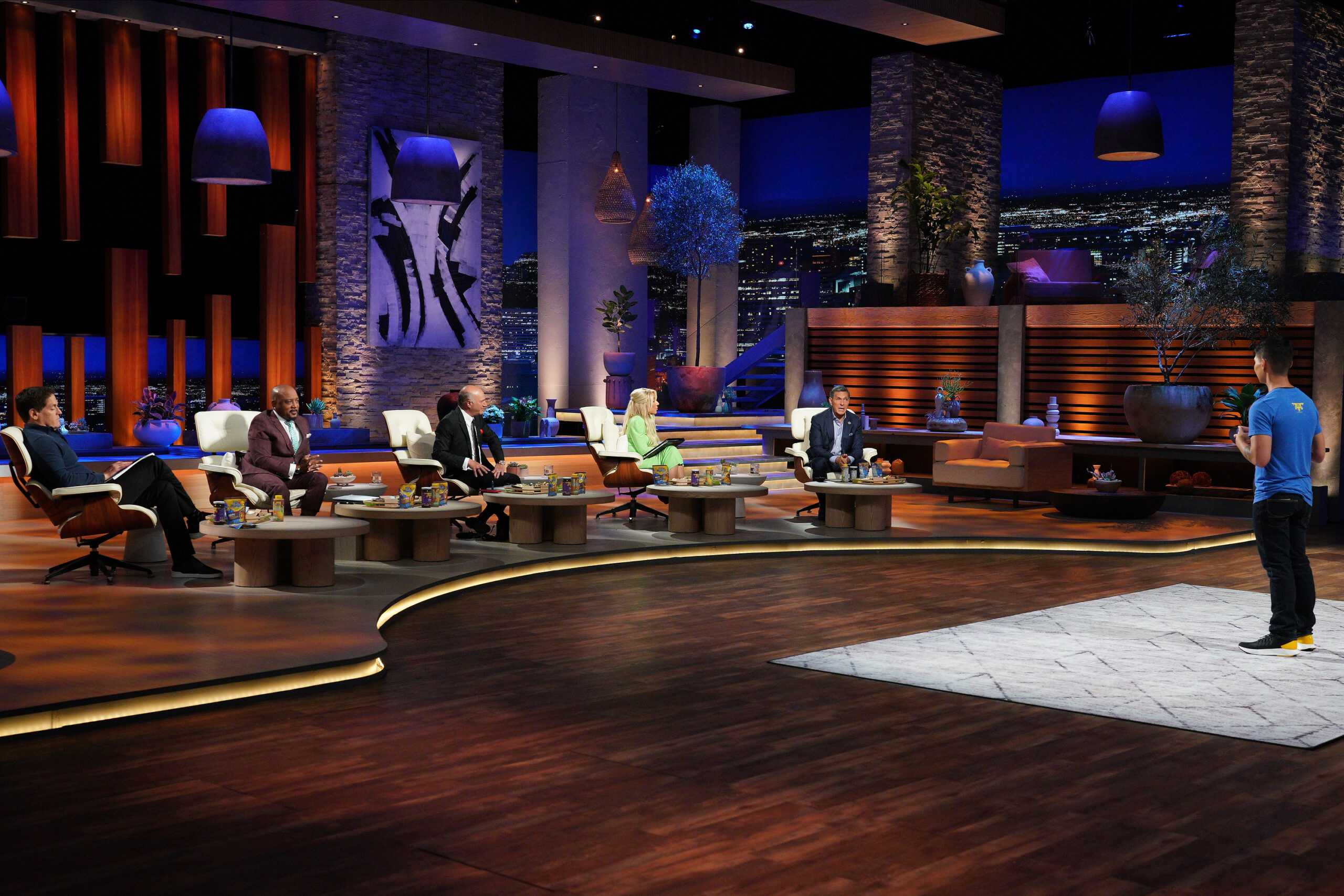 Episode 1517 - Shark Tank Blog